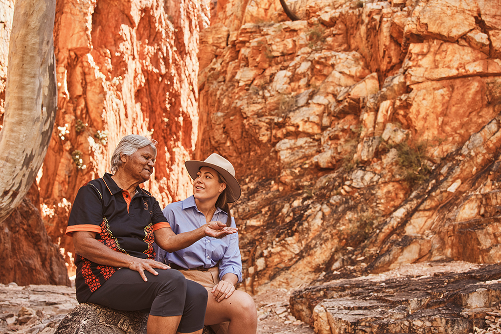 THE GREAT RED HEART OF AUSTRALIA » Territory Q