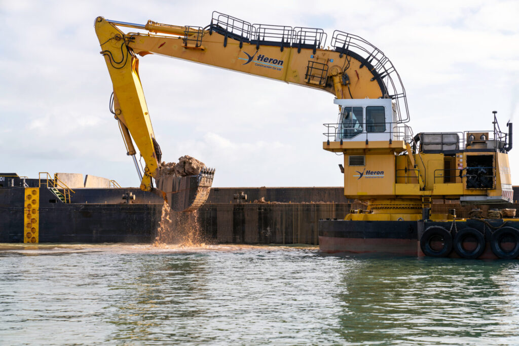 SMC MARINE WORKS MAGIC AT MANDORAH » Territory Q