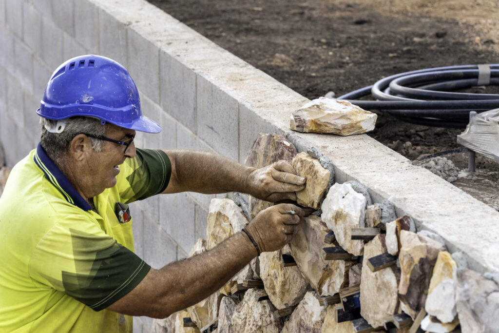 MANDORAH BENEFITS FROM NEW MARINA » Territory Q